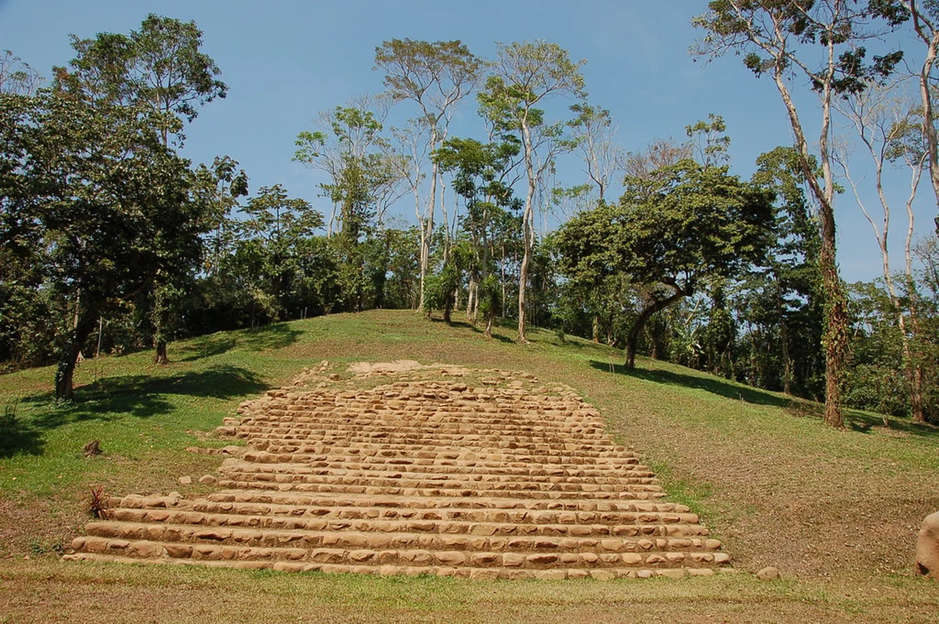 Visiter Takalik Abaj - Préparez son voyage au Guatemala